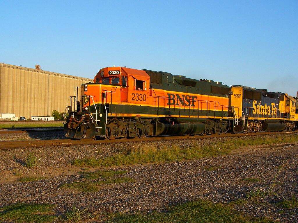 BNSF 2330